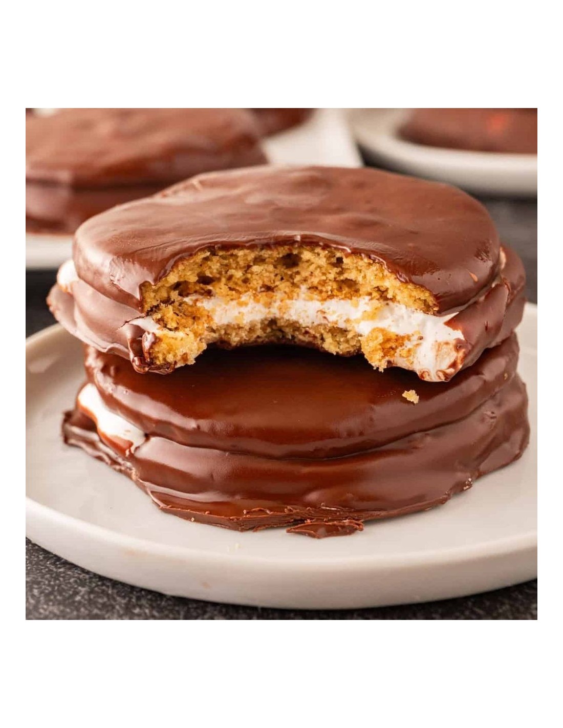 Chocolate Moon Pie – American marshmallow and chocolate cake | Pop’s ...